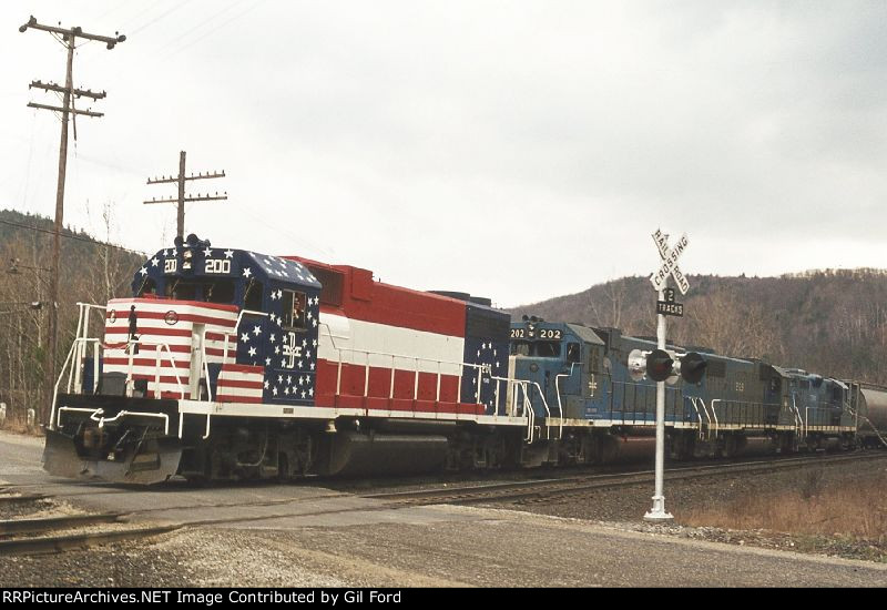 B&M 200(GP38-2)
